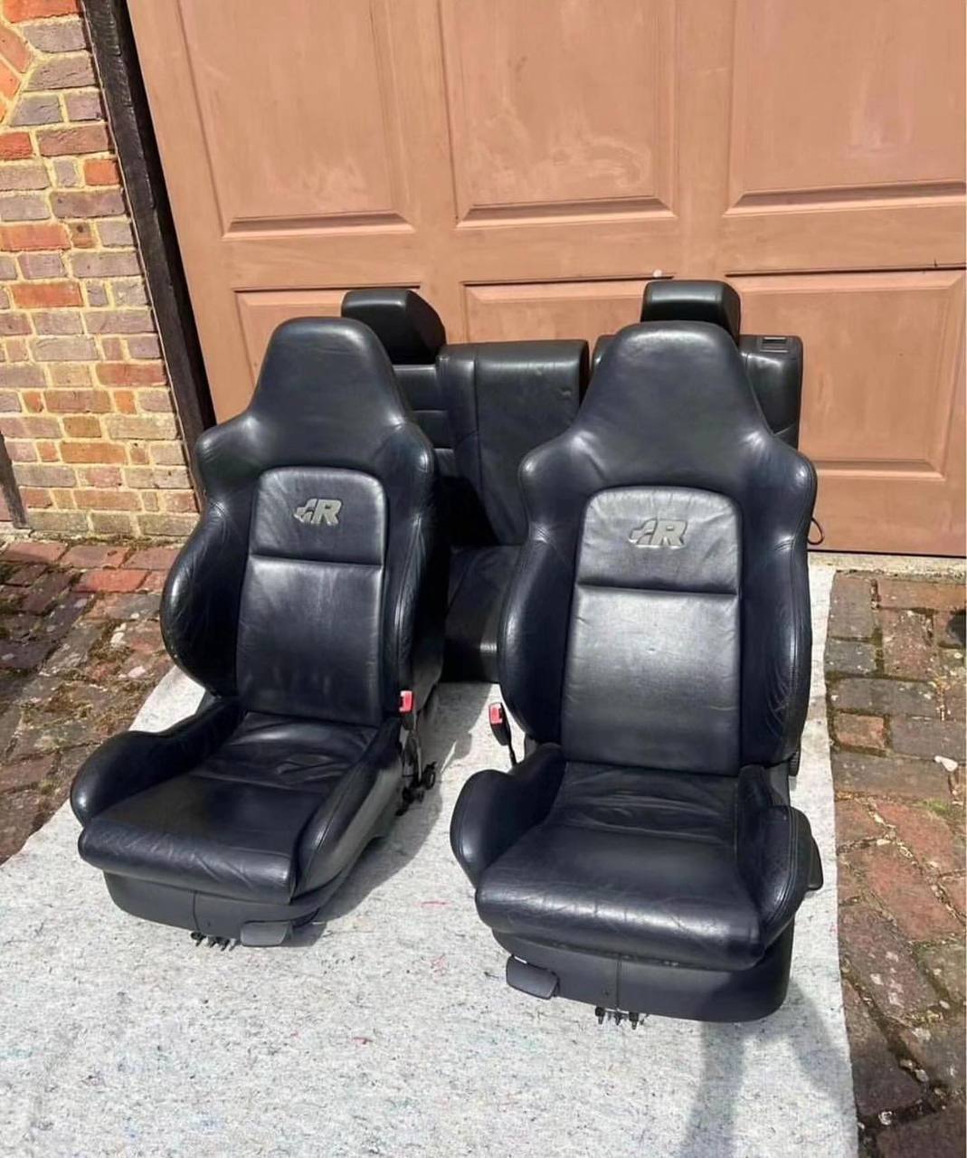 Golf R32 Konig Seats - MK4 AUTO PARTS